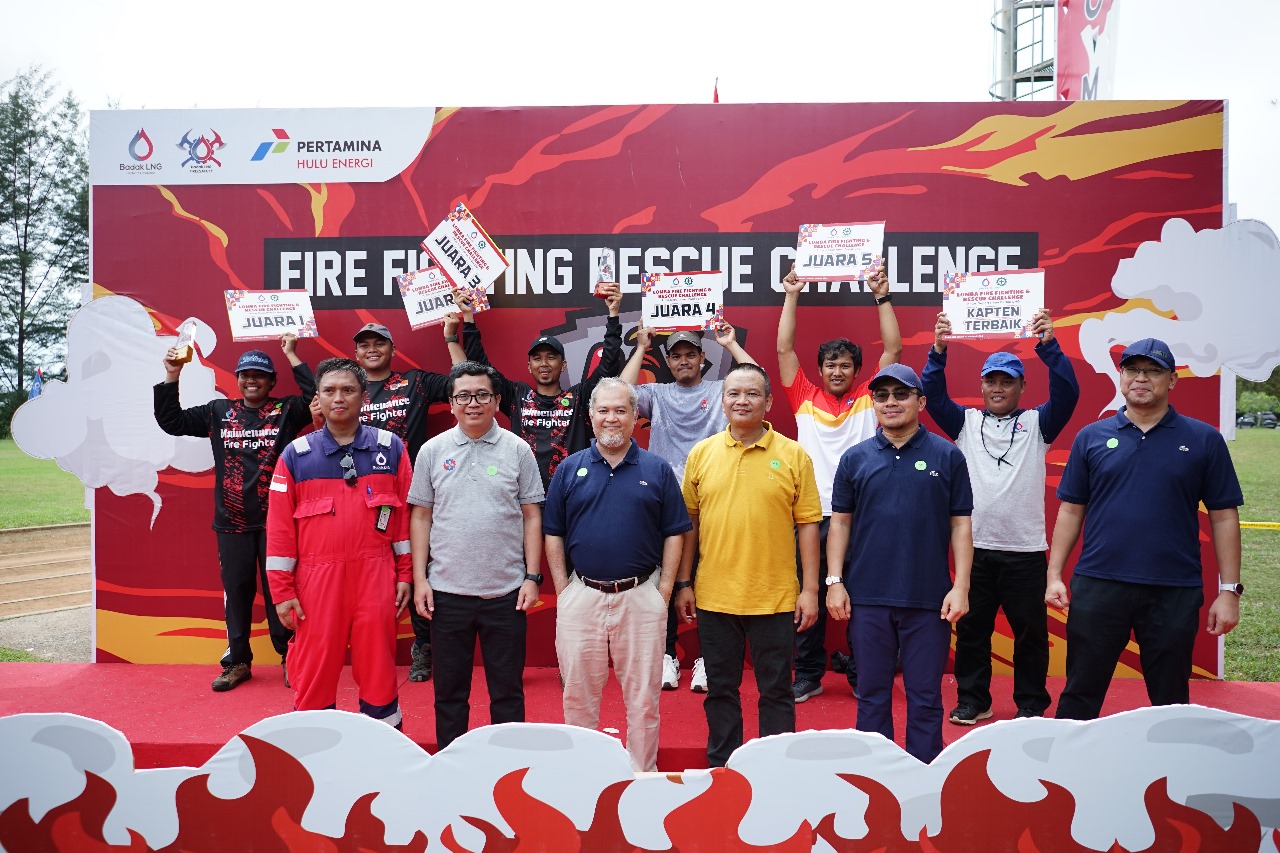 Rayakan Bulan K3 Nasional, Badak LNG Gelar Fire Fighting & Rescue C...